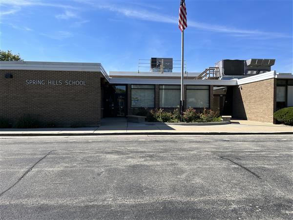 Spring Hills School / Spring Hills Elementary